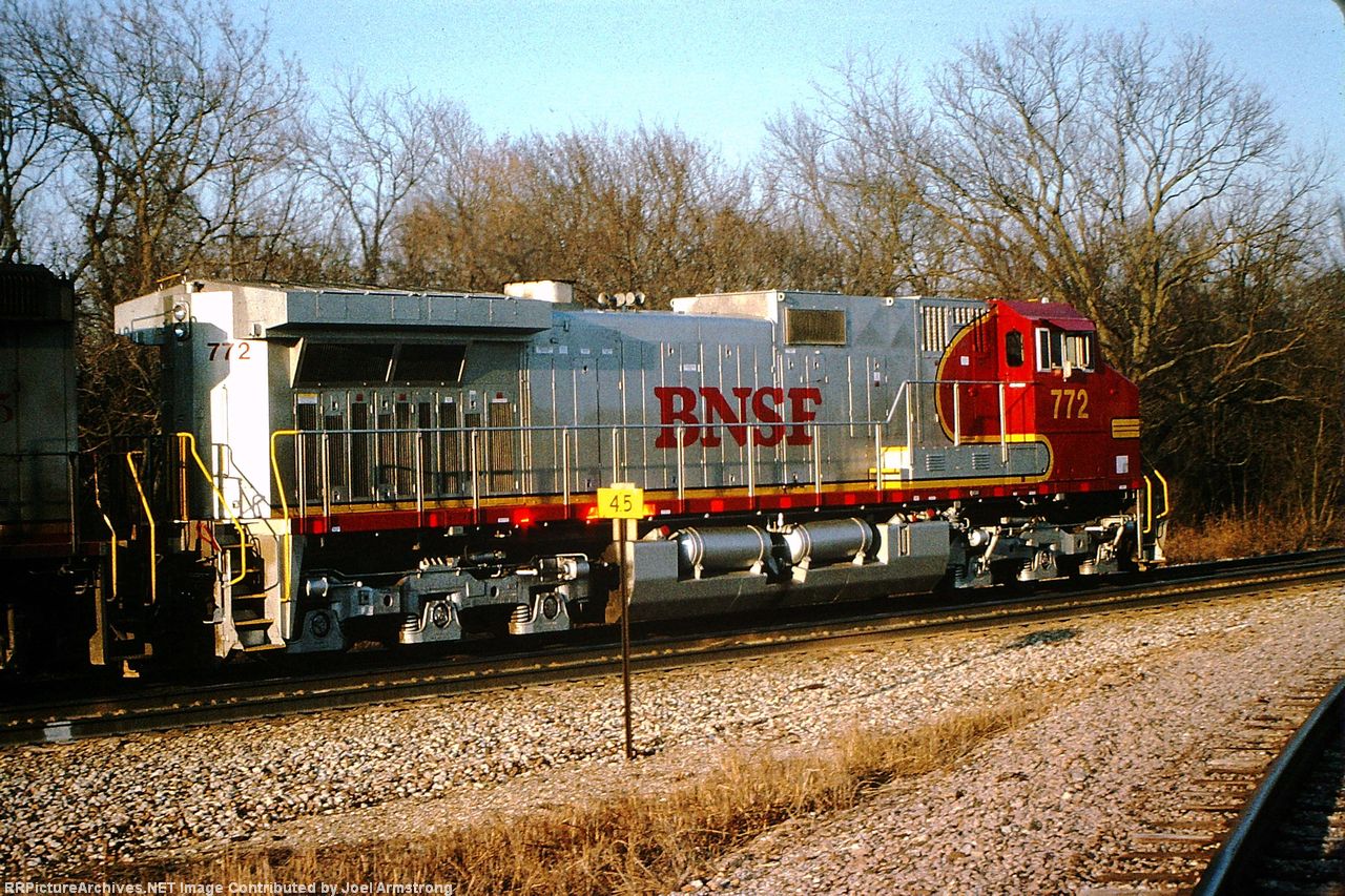 BNSF 772
